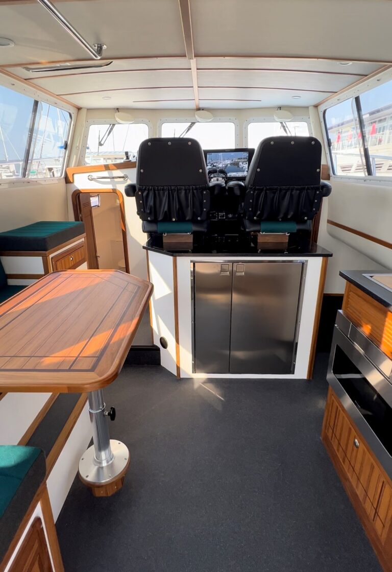 Pacific 3200 | Sea Sport Boats